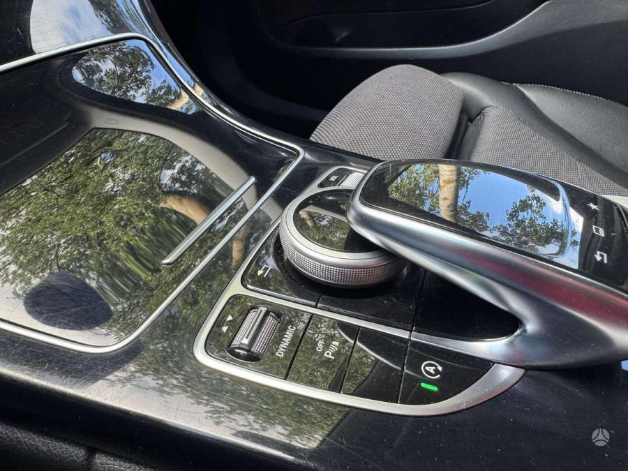 Pelēks Mercedes-Benz c-220 2016 Viļņa, ar dzinēja tilpumu 2.14 L un nobraukumu 300 tūkst. km par 10300 €, foto 20 vietnē AUTOMOTO.COM.LV
