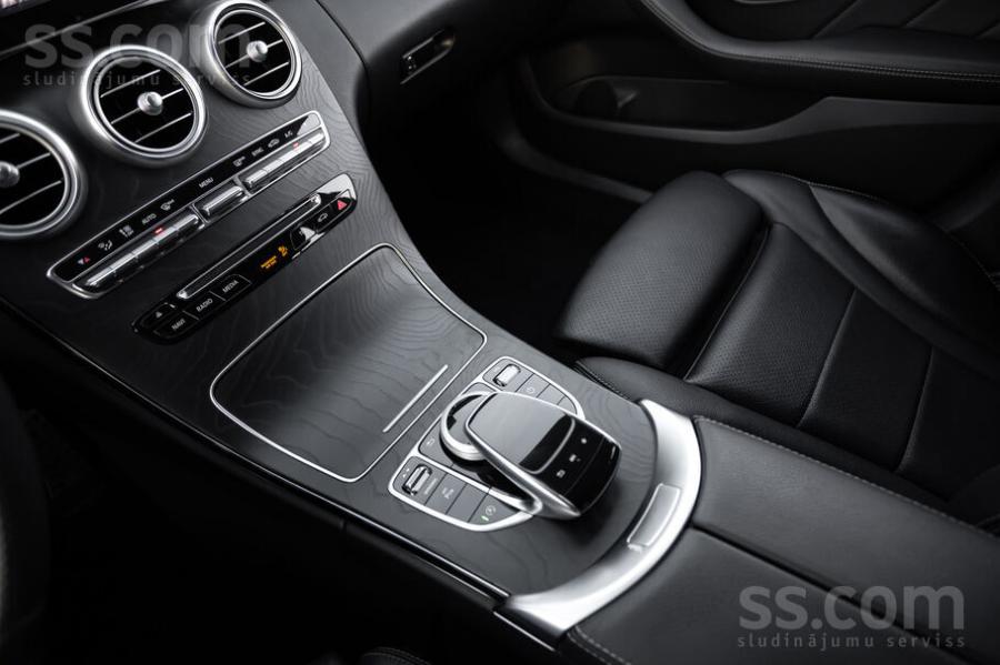 Pelēks Mercedes-Benz c-220 2017 Jelgava, ar dzinēja tilpumu 2.20 L un nobraukumu 245 tūkst. km par 14900 €, foto 17 vietnē AUTOMOTO.COM.LV
