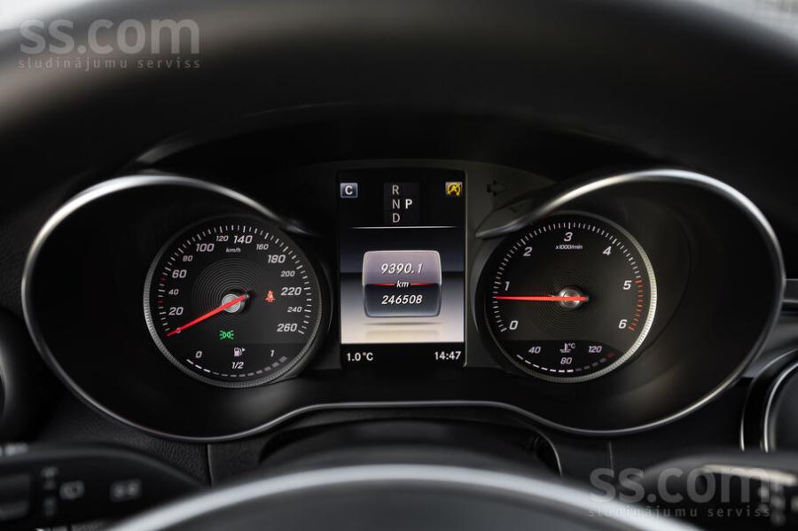 Pelēks Mercedes-Benz c-220 2017 Jelgava, ar dzinēja tilpumu 2.20 L un nobraukumu 245 tūkst. km par 14900 €, foto 26 vietnē AUTOMOTO.COM.LV