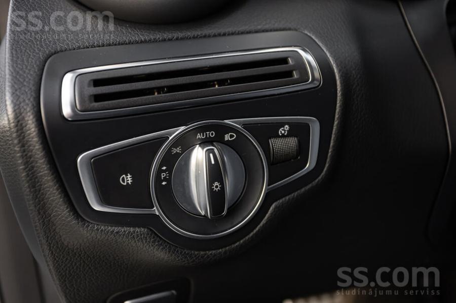 Pelēks Mercedes-Benz c-220 2017 Jelgava, ar dzinēja tilpumu 2.20 L un nobraukumu 245 tūkst. km par 14900 €, foto 27 vietnē AUTOMOTO.COM.LV