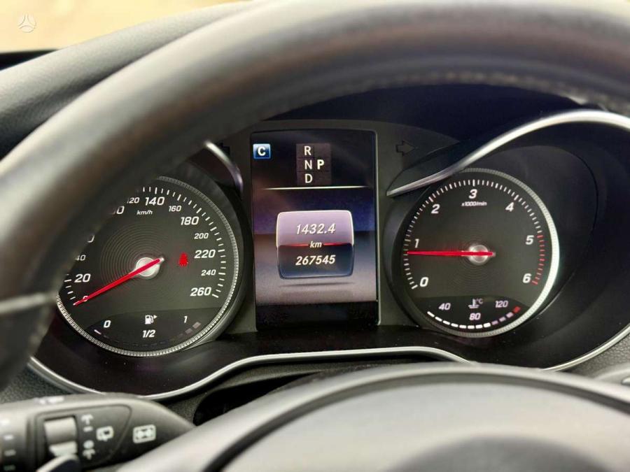 Pelēks Mercedes-Benz c-220 2017 Šauļi, ar dzinēja tilpumu 2.14 L un nobraukumu 267 tūkst. km par 10900 €, foto 12 vietnē AUTOMOTO.COM.LV