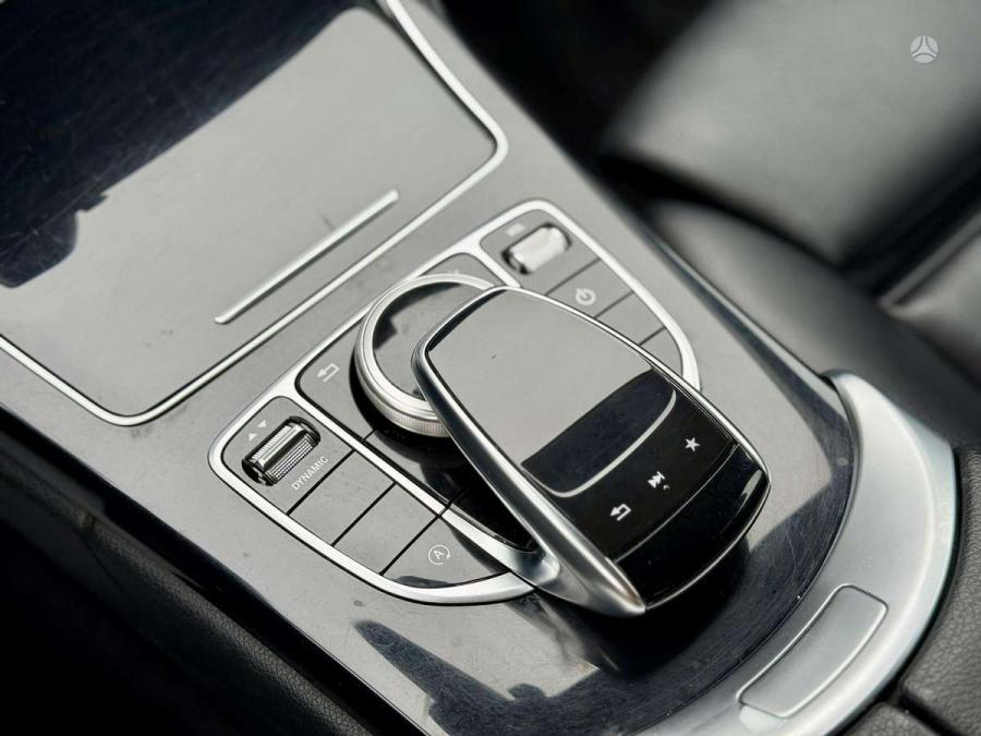 Pelēks Mercedes-Benz c-220 2017 Šauļi, ar dzinēja tilpumu 2.14 L un nobraukumu 267 tūkst. km par 10900 €, foto 15 vietnē AUTOMOTO.COM.LV