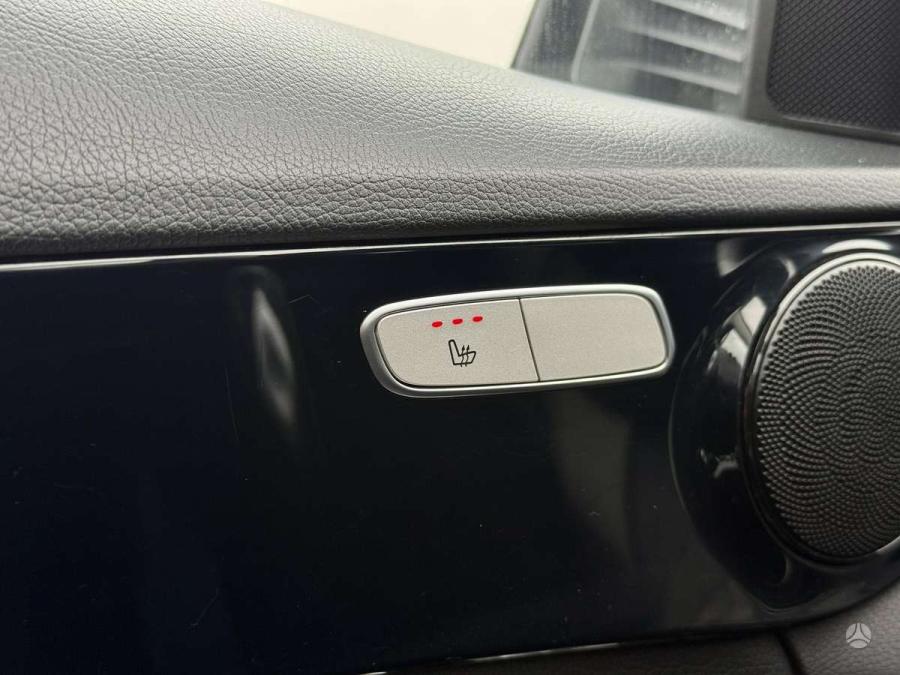 Pelēks Mercedes-Benz c-220 2017 Šauļi, ar dzinēja tilpumu 2.14 L un nobraukumu 267 tūkst. km par 10900 €, foto 17 vietnē AUTOMOTO.COM.LV