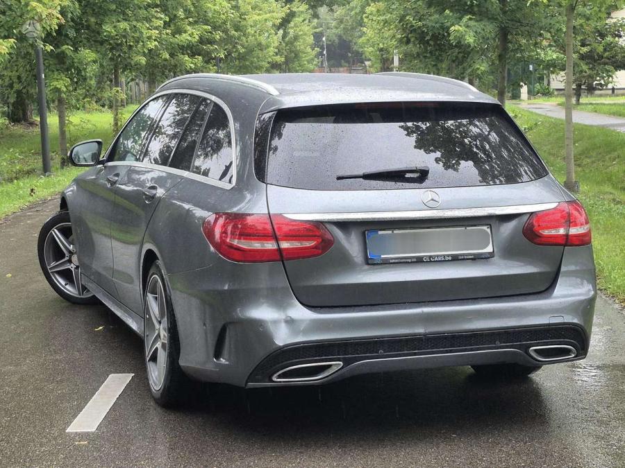 Grey Mercedes-Benz c-220 2017 in Kaunas, with an engine capacity of 2.14 L and mileage of 231 thousand km for 8900 €, photo 12 on AUTOMOTO.COM.LV