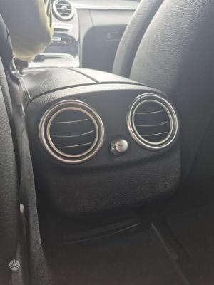 Grey Mercedes-Benz c-220 2017 in Kaunas, with an engine capacity of 2.14 L and mileage of 231 thousand km for 8900 €, photo 13 on AUTOMOTO.COM.LV