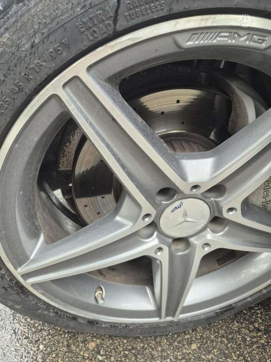 Grey Mercedes-Benz c-220 2017 in Kaunas, with an engine capacity of 2.14 L and mileage of 231 thousand km for 8900 €, photo 18 on AUTOMOTO.COM.LV