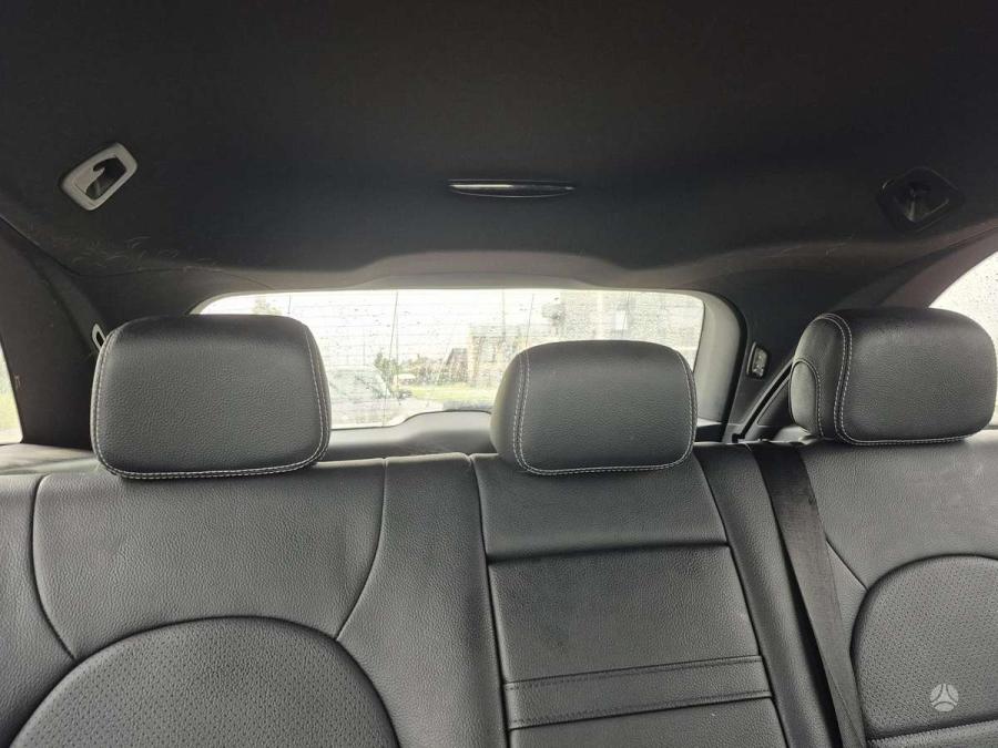 Grey Mercedes-Benz c-220 2017 in Kaunas, with an engine capacity of 2.14 L and mileage of 231 thousand km for 8900 €, photo 22 on AUTOMOTO.COM.LV