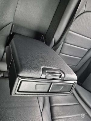 Grey Mercedes-Benz c-220 2017 in Kaunas, with an engine capacity of 2.14 L and mileage of 231 thousand km for 8900 €, photo 24 on AUTOMOTO.COM.LV