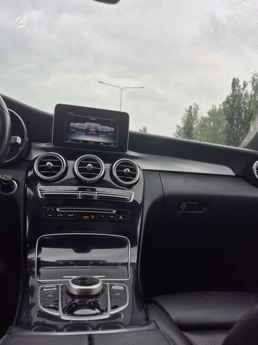 Grey Mercedes-Benz c-220 2017 in Kaunas, with an engine capacity of 2.14 L and mileage of 231 thousand km for 8900 €, photo 27 on AUTOMOTO.COM.LV