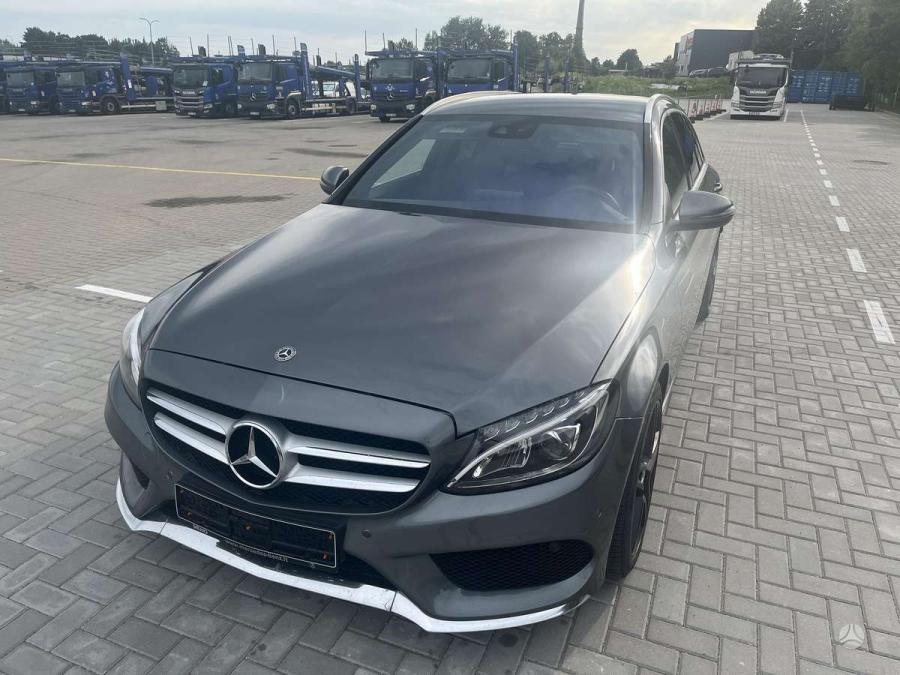 Серый Мерседес Ц 220 2017 в Таураге, объемом двигателя 2.10 л и пробегом 293 тыс. км за 12200 €, фото 1 на AUTOMOTO.COM.LV