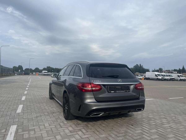 Grey Mercedes-Benz c-220 2017 in Taurage, with an engine capacity of 2.10 L and mileage of 293 thousand km for 12200 €, photo 7 on AUTOMOTO.COM.LV