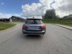 Pelēks Mercedes-Benz c-220 2017 Kauņa, ar dzinēja tilpumu 2.20 L un nobraukumu 285 tūkst. km par 10500 €, foto 6 vietnē AUTOMOTO.COM.LV