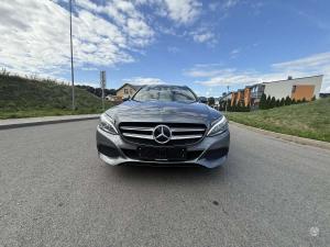Pelēks Mercedes-Benz c-220 2017 Kauņa, ar dzinēja tilpumu 2.20 L un nobraukumu 285 tūkst. km par 10500 €, foto 10 vietnē AUTOMOTO.COM.LV