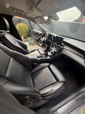 Pelēks Mercedes-Benz c-220 2017 Kauņa, ar dzinēja tilpumu 2.20 L un nobraukumu 285 tūkst. km par 10500 €, foto 12 vietnē AUTOMOTO.COM.LV