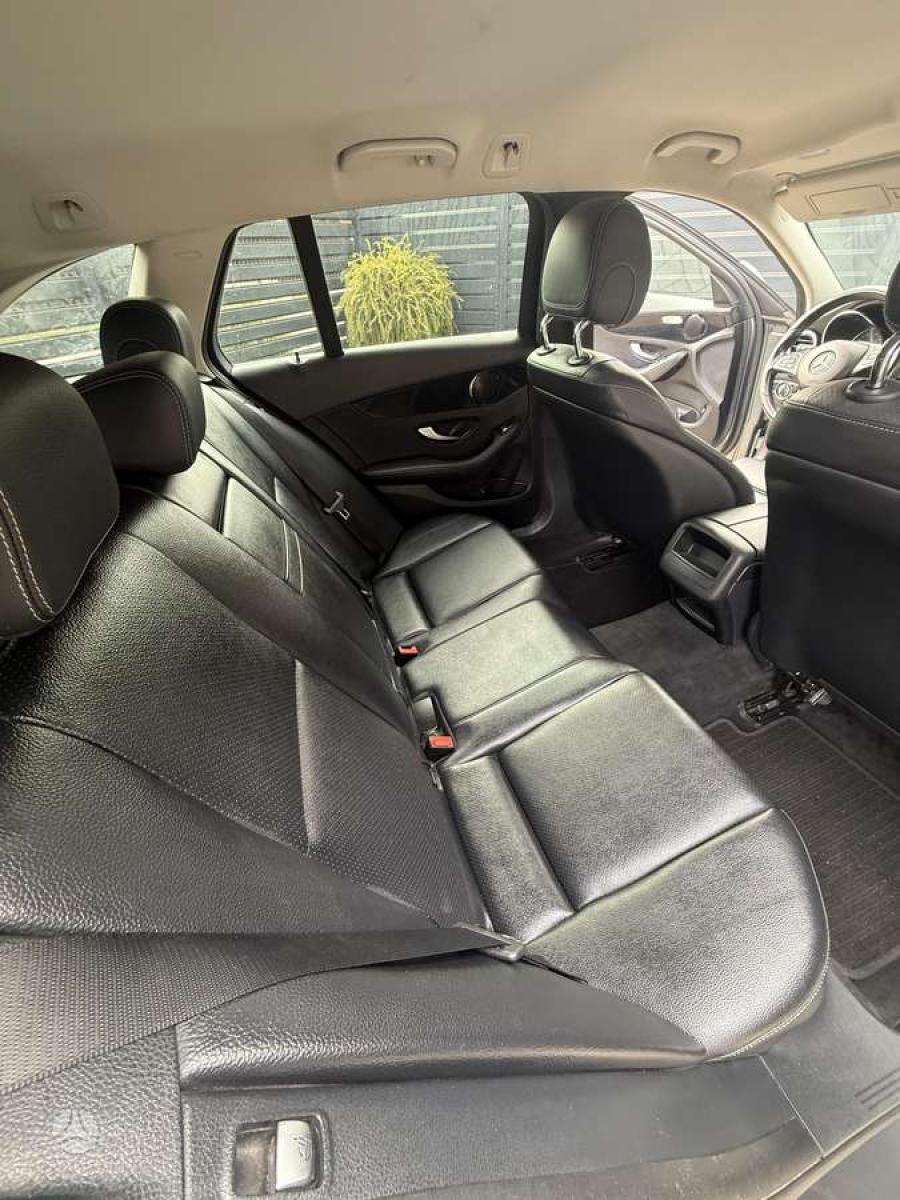 Pelēks Mercedes-Benz c-220 2017 Kauņa, ar dzinēja tilpumu 2.20 L un nobraukumu 285 tūkst. km par 10500 €, foto 13 vietnē AUTOMOTO.COM.LV