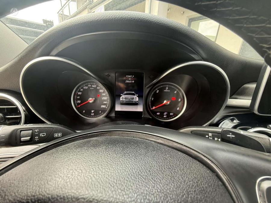 Pelēks Mercedes-Benz c-220 2017 Kauņa, ar dzinēja tilpumu 2.20 L un nobraukumu 285 tūkst. km par 10500 €, foto 14 vietnē AUTOMOTO.COM.LV