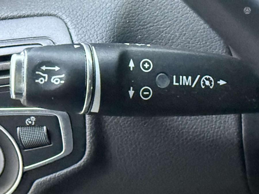 Pelēks Mercedes-Benz c-220 2017 Kauņa, ar dzinēja tilpumu 2.20 L un nobraukumu 285 tūkst. km par 10500 €, foto 16 vietnē AUTOMOTO.COM.LV