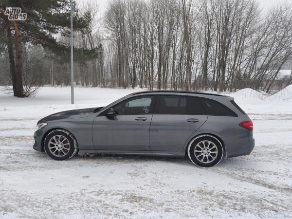 Grey Mercedes-Benz c-220 2018 in Jurbarkas, with an engine capacity of 2.10 L and mileage of 230 thousand km for 14000 €, photo 6 on AUTOMOTO.COM.LV