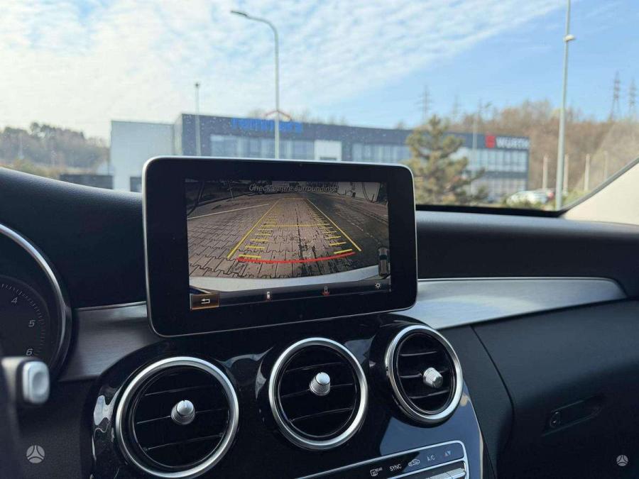 Pelēks Mercedes-Benz c-220 2018 Viļņa, ar dzinēja tilpumu 1.95 L un nobraukumu 159 tūkst. km par 15950 €, foto 22 vietnē AUTOMOTO.COM.LV