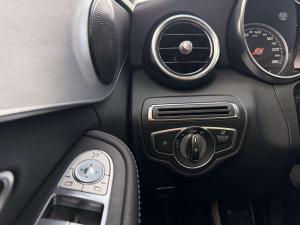 Pelēks Mercedes-Benz c-220 2018 Viļņa, ar dzinēja tilpumu 1.95 L un nobraukumu 159 tūkst. km par 15950 €, foto 27 vietnē AUTOMOTO.COM.LV
