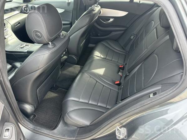 Pelēks Mercedes-Benz c-220 2018 Rīga, ar dzinēja tilpumu 2.20 L un nobraukumu 291 tūkst. km par 11799 €, foto 8 vietnē AUTOMOTO.COM.LV