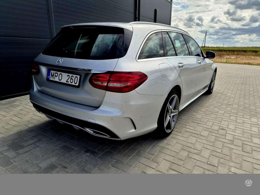 Grey Mercedes-Benz c-220 2018 in Kaunas, with an engine capacity of 2.14 L and mileage of 345 thousand km for 12600 €, photo 9 on AUTOMOTO.COM.LV