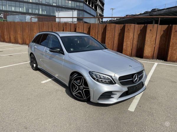 Pelēks Mercedes-Benz c-220 2018 Kauņa, ar dzinēja tilpumu 1.95 L un nobraukumu 214 tūkst. km par 14200 €, foto 4 vietnē AUTOMOTO.COM.LV