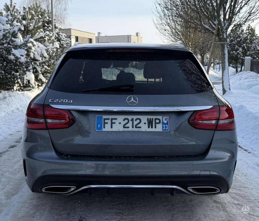 Grey Mercedes-Benz c-220 2019 in Vilnius, with an engine capacity of 2.14 L and mileage of 209 thousand km for 15700 €, photo 4 on AUTOMOTO.COM.LV
