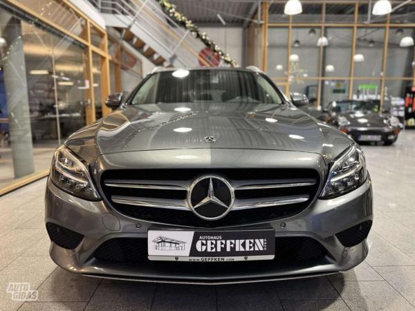 Pelēks Mercedes-Benz c-220 2020 Kauņa, ar dzinēja tilpumu 2.00 L un nobraukumu 87 tūkst. km par 27540 €, foto 3 vietnē AUTOMOTO.COM.LV