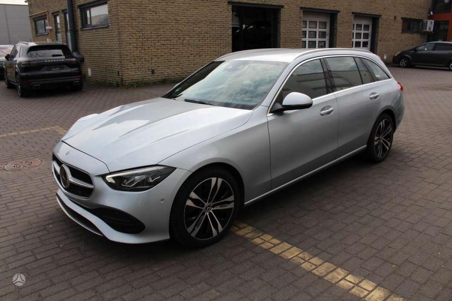 Grey Mercedes-Benz c-220 2021 in Klaipeda, with an engine capacity of 2.00 L and mileage of 165 thousand km for 16000 €, photo 3 on AUTOMOTO.COM.LV