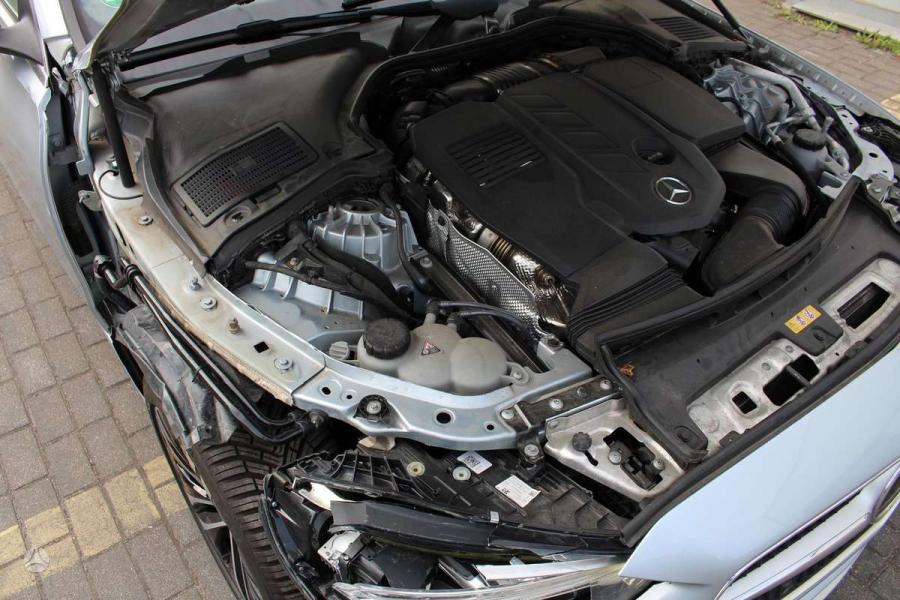Grey Mercedes-Benz c-220 2021 in Klaipeda, with an engine capacity of 2.00 L and mileage of 165 thousand km for 16000 €, photo 11 on AUTOMOTO.COM.LV