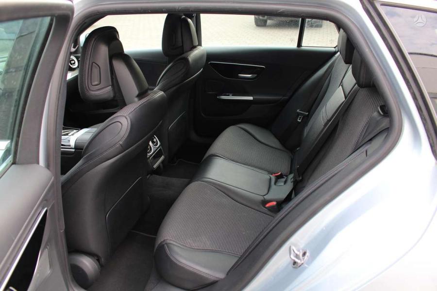 Grey Mercedes-Benz c-220 2021 in Klaipeda, with an engine capacity of 2.00 L and mileage of 165 thousand km for 16000 €, photo 18 on AUTOMOTO.COM.LV