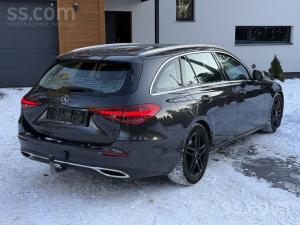 Pelēks Mercedes-Benz c-220 2022 Tallina, ar dzinēja tilpumu 2.00 L un nobraukumu 195 tūkst. km par 20999 €, foto 2 vietnē AUTOMOTO.COM.LV