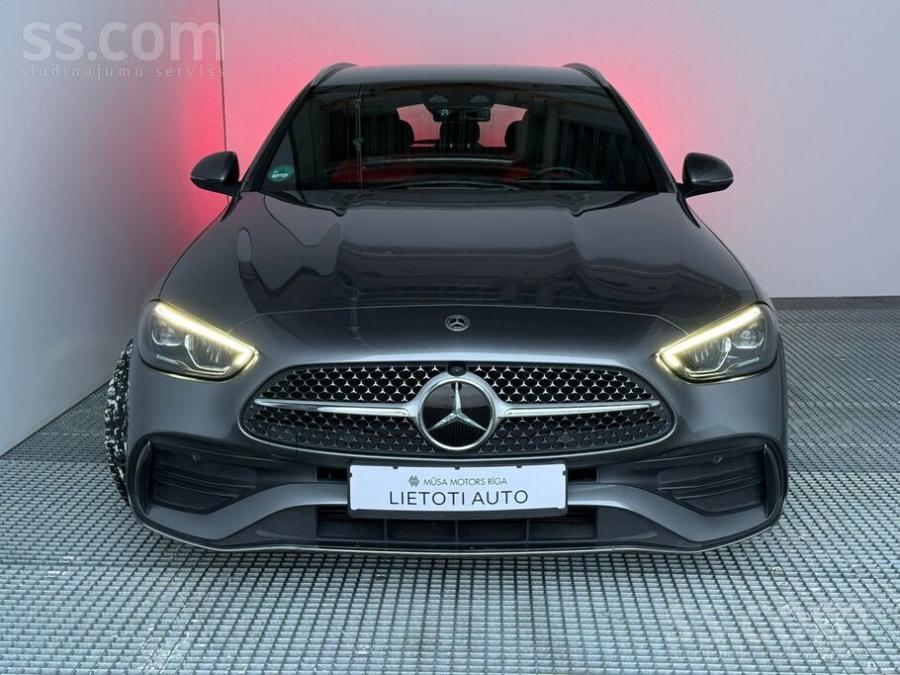 Grey Mercedes-Benz c-220 2022 in Riga, with an engine capacity of 2.00 L and mileage of 102 thousand km for 34900 €, photo 4 on AUTOMOTO.COM.LV