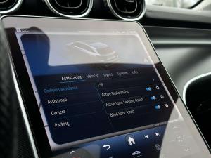 Серый Мерседес Ц 220 2022 в Вильнюс, объемом двигателя 1.99 л и пробегом 230 тыс. км за 23199 €, фото 26 на AUTOMOTO.COM.LV