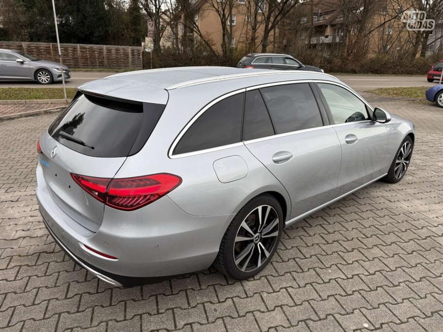 Pelēks Mercedes-Benz c-220 2023 Kauņa, ar dzinēja tilpumu 2.00 L un nobraukumu 98 tūkst. km par 29500 €, foto 3 vietnē AUTOMOTO.COM.LV