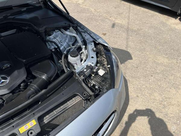 Pelēks Mercedes-Benz c-220 2023 Kauņa, ar dzinēja tilpumu 1.99 L un nobraukumu 117 tūkst. km par 17400 €, foto 9 vietnē AUTOMOTO.COM.LV