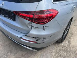 Pelēks Mercedes-Benz c-220 2023 Kauņa, ar dzinēja tilpumu 1.99 L un nobraukumu 117 tūkst. km par 17400 €, foto 13 vietnē AUTOMOTO.COM.LV