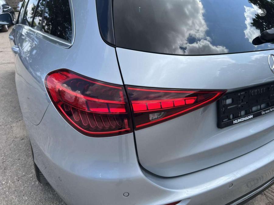 Pelēks Mercedes-Benz c-220 2023 Kauņa, ar dzinēja tilpumu 1.99 L un nobraukumu 117 tūkst. km par 17400 €, foto 16 vietnē AUTOMOTO.COM.LV