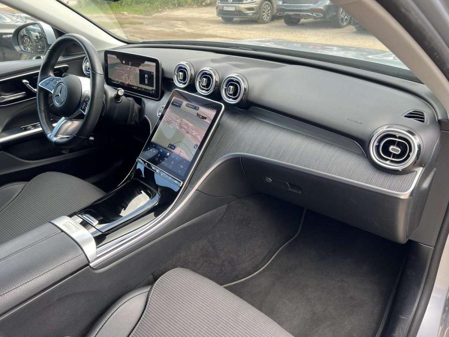 Pelēks Mercedes-Benz c-220 2023 Kauņa, ar dzinēja tilpumu 1.99 L un nobraukumu 117 tūkst. km par 17400 €, foto 17 vietnē AUTOMOTO.COM.LV