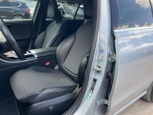 Pelēks Mercedes-Benz c-220 2023 Kauņa, ar dzinēja tilpumu 1.99 L un nobraukumu 117 tūkst. km par 17400 €, foto 21 vietnē AUTOMOTO.COM.LV