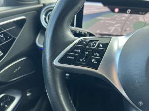 Pelēks Mercedes-Benz c-220 2023 Kauņa, ar dzinēja tilpumu 1.99 L un nobraukumu 117 tūkst. km par 17400 €, foto 35 vietnē AUTOMOTO.COM.LV