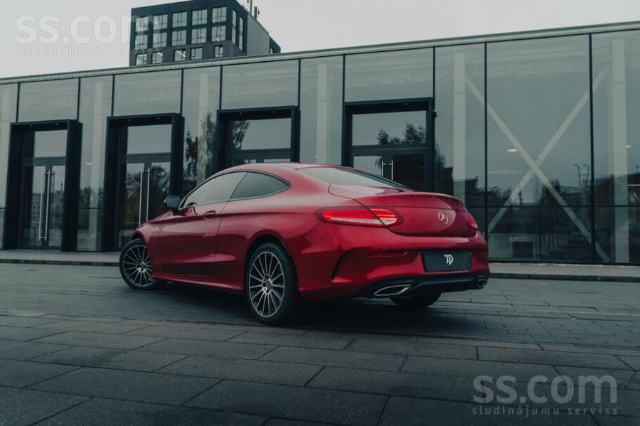 Red Mercedes-Benz c-220 2017 in Riga, with an engine capacity of 2.20 L and mileage of 84 thousand km for 24500 €, photo 2 on AUTOMOTO.COM.LV