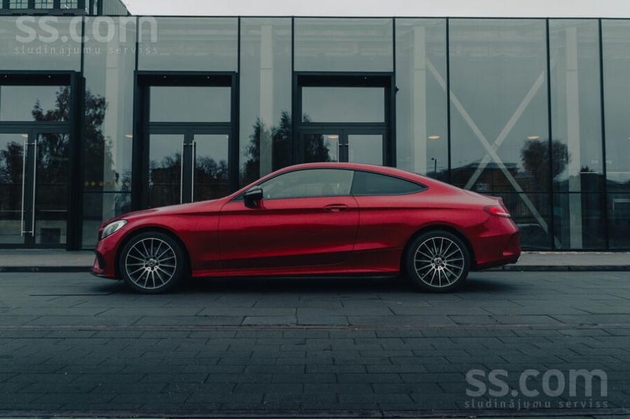 Red Mercedes-Benz c-220 2017 in Riga, with an engine capacity of 2.20 L and mileage of 84 thousand km for 24500 €, photo 3 on AUTOMOTO.COM.LV