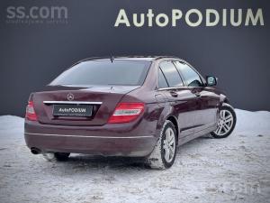 Red Mercedes-Benz c-220 2007 in Riga, with an engine capacity of 2.20 L and mileage of 391 thousand km for 5350 €, photo 6 on AUTOMOTO.COM.LV