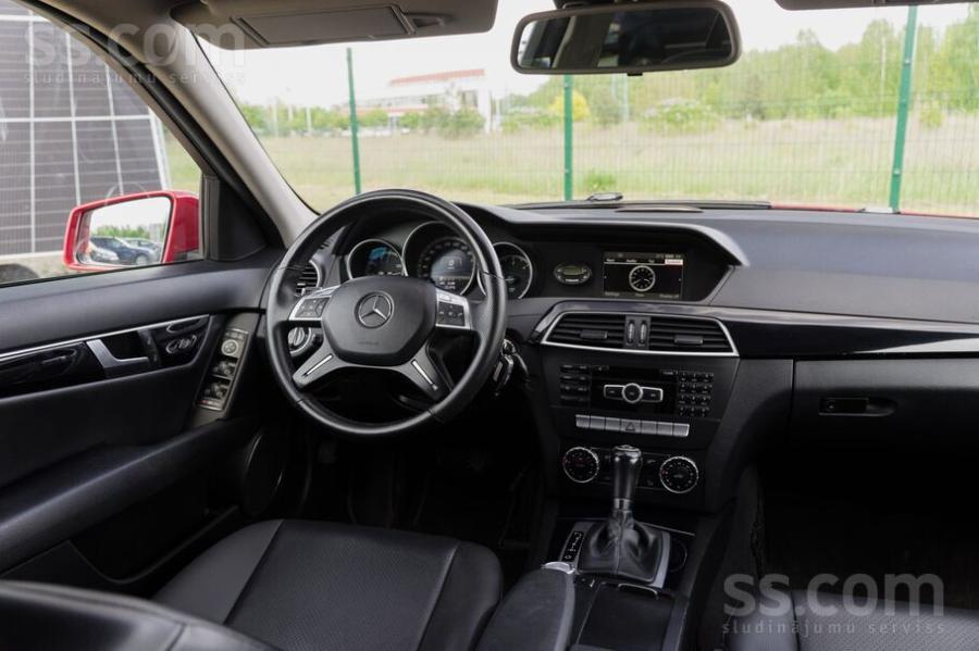 Red Mercedes-Benz c-220 2013 in Riga, with an engine capacity of 2.20 L and mileage of 0 thousand km for 13400 €, photo 11 on AUTOMOTO.COM.LV