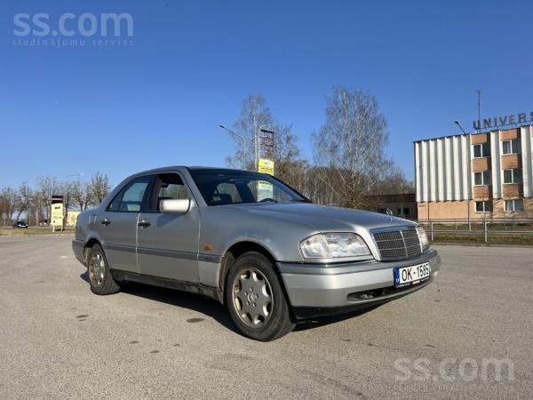 Mercedes-Benz c-220 1995 Aizkraukle, ar dzinēja tilpumu 2.20 L un nobraukumu 153 tūkst. km par 1950 €, foto 2 vietnē AUTOMOTO.COM.LV