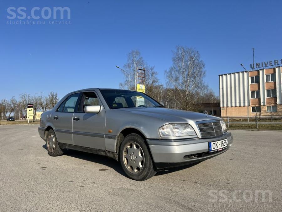 Mercedes-Benz c-220 1995 Aizkraukle, ar dzinēja tilpumu 2.20 L un nobraukumu 153 tūkst. km par 1950 €, foto 3 vietnē AUTOMOTO.COM.LV