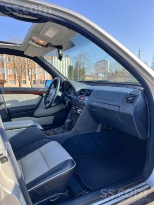 Mercedes-Benz c-220 1995 Aizkraukle, ar dzinēja tilpumu 2.20 L un nobraukumu 153 tūkst. km par 1950 €, foto 8 vietnē AUTOMOTO.COM.LV