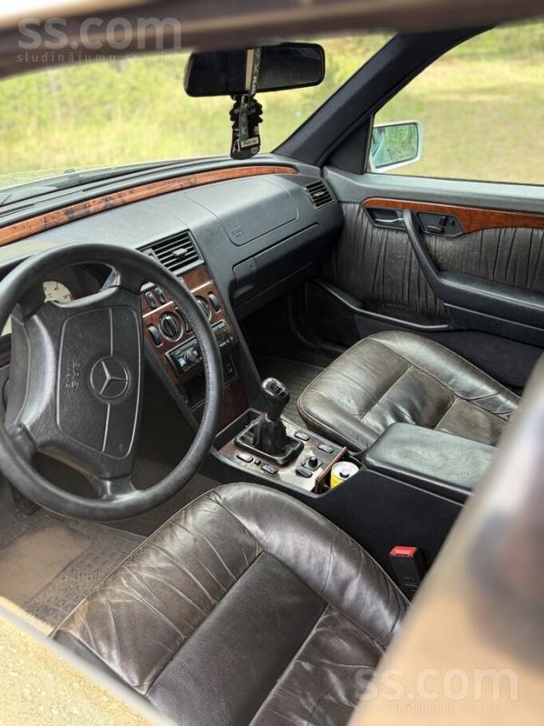Mercedes-Benz c-220 1998 Jēkabpils, ar dzinēja tilpumu 2.20 L un nobraukumu 290 tūkst. km par 2300 €, foto 6 vietnē AUTOMOTO.COM.LV